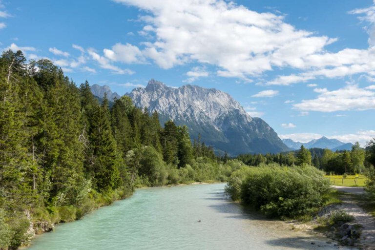 Wandern Mittenwald: 4 Tourenvorschläge für Wanderungen mit Kindern rund ...