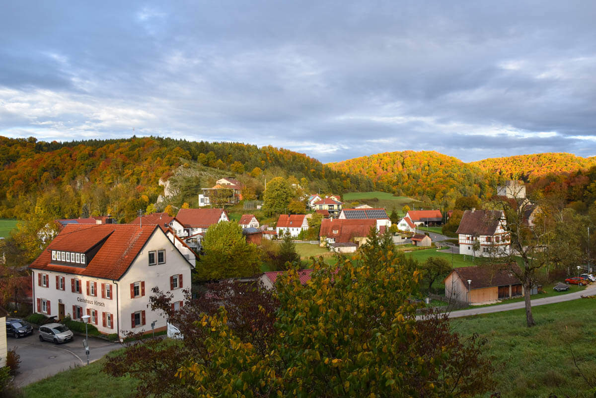 Wandern rund um die Wimsener Höhle auf der Schwäbischen Alb - Familien ...